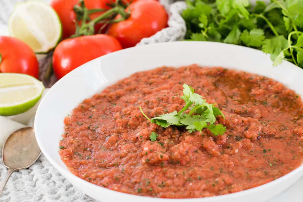 Fresh Cilantro Salsa - Healthy Little PeachHealthy Little Peach