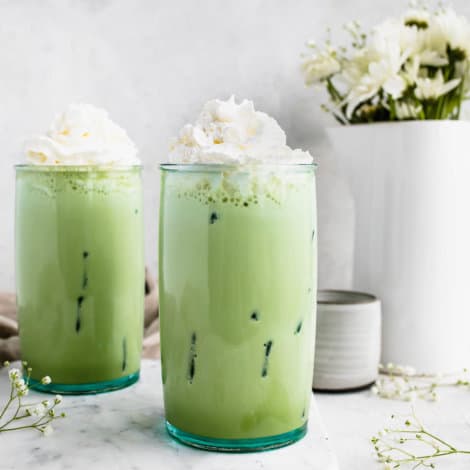 Iced Matcha Latte (Keto, Paleo, Whole30) - Healthy Little Peach