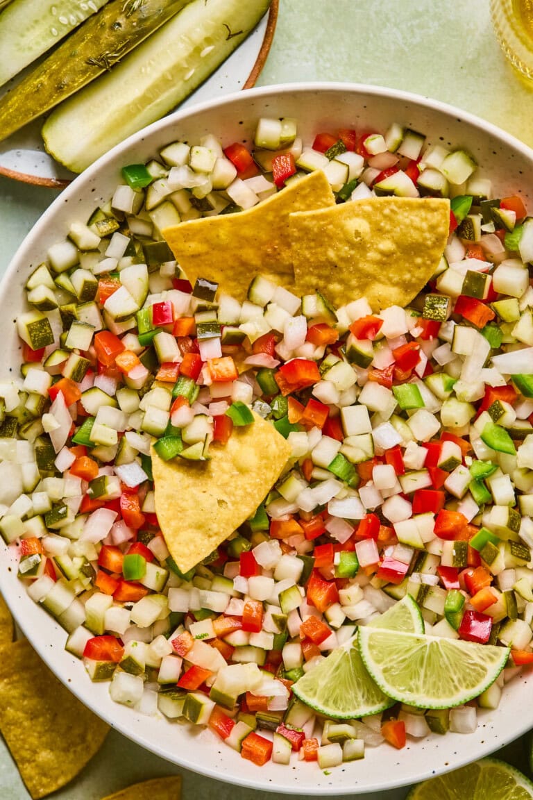 Pickle de Gallo (Crunchy Dill Pickle Salsa) - Healthy Little Peach