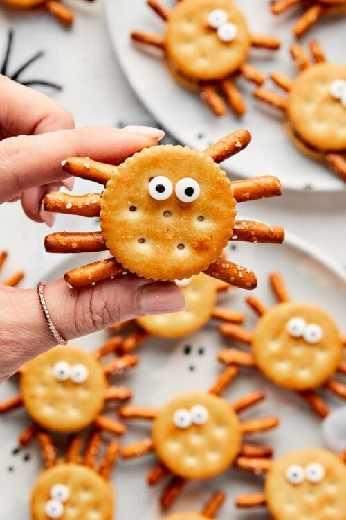 Spider-Themed Ritz Cracker Sandwiches (with Variations!) | Healthy ...