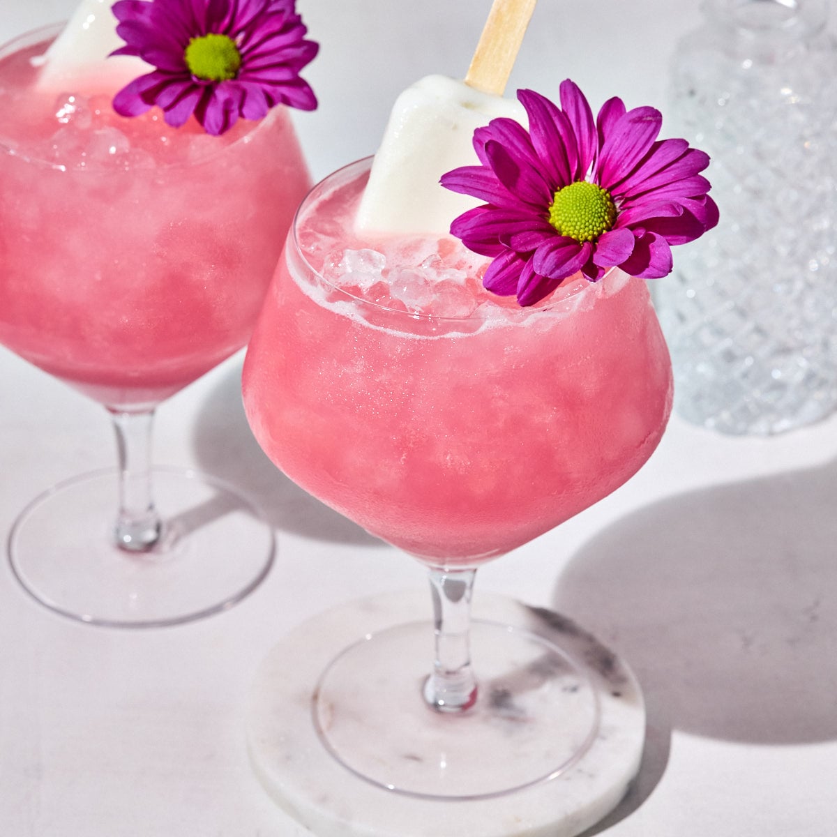 Sparkling Peaches and Cream Mocktail Recipe - Healthy Little Peach
