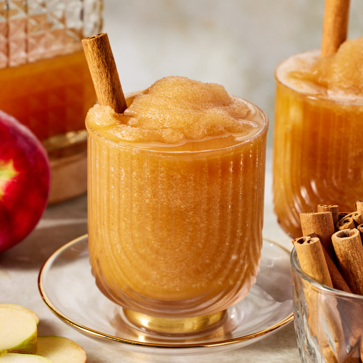 40+ NYE Cocktails & Mocktails | Healthy Little Peach